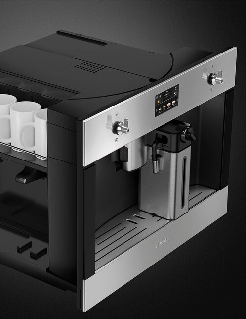 Cafetera Empotrable Smeg Línea Clásica CMS4303X de 2.4 L 4